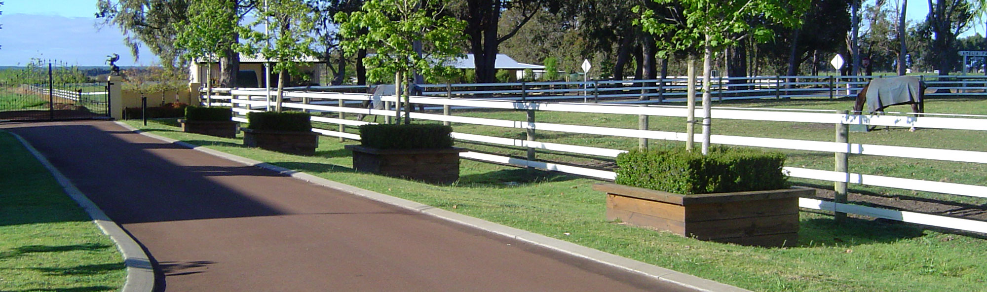 Official Website of Horserail, Hottop and Coated Wire - Safe Horse Fencing